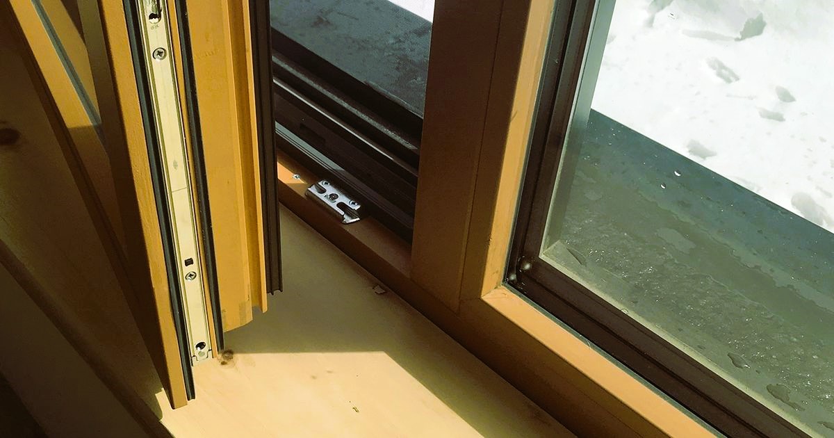 Choosing the Best Window Frame Material for Canadian Weather Conditions ...